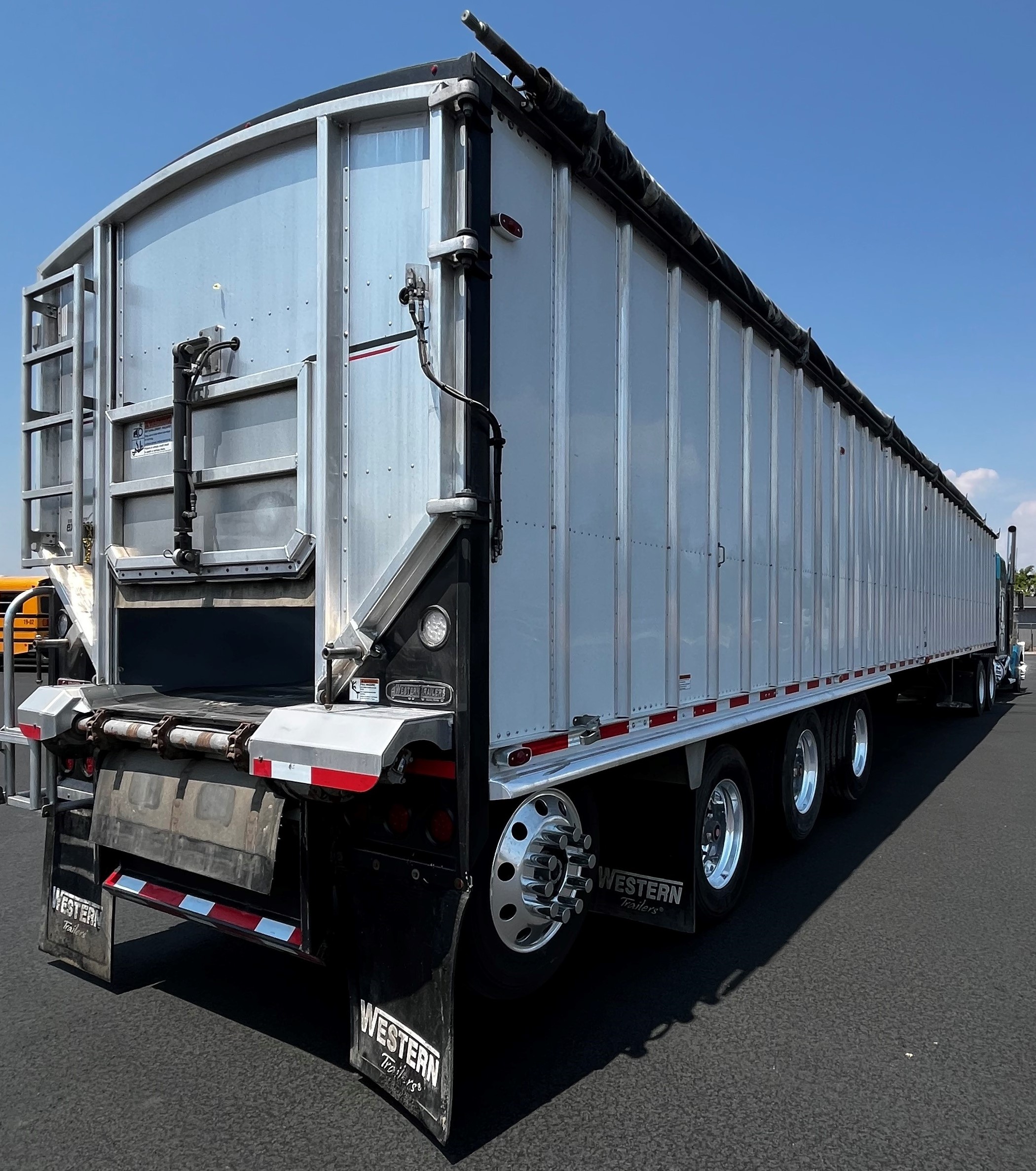 Home | Western Trailers