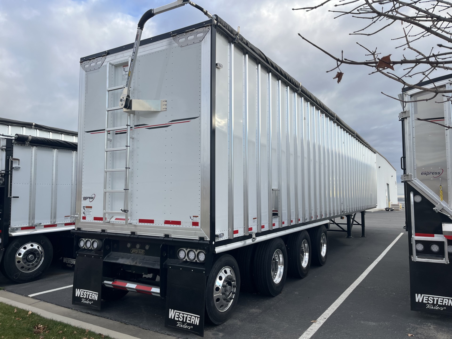 Home | Western Trailers